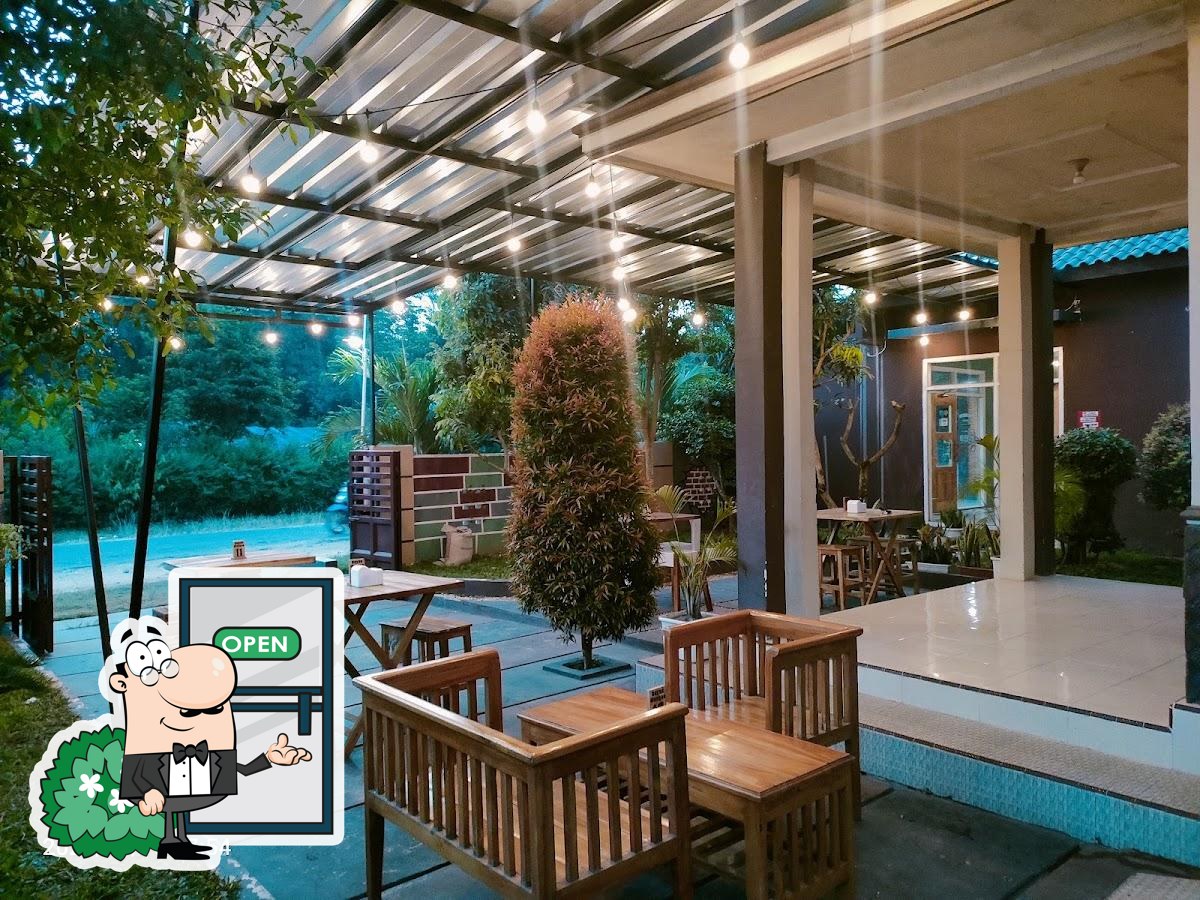 Doyan Mangan Cafe, Indonesia - Opiniones del restaurante