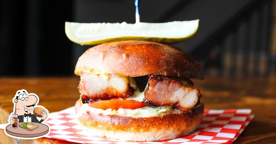 Uncle Smoke BBQ in Toronto - Restaurant menu and reviews