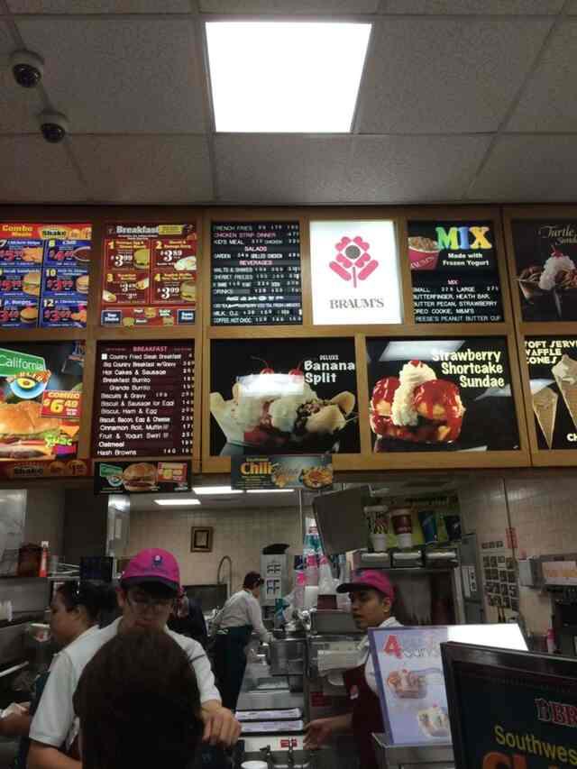 Menu at Braum's fast food, Fort Worth, Lake Worth Blvd