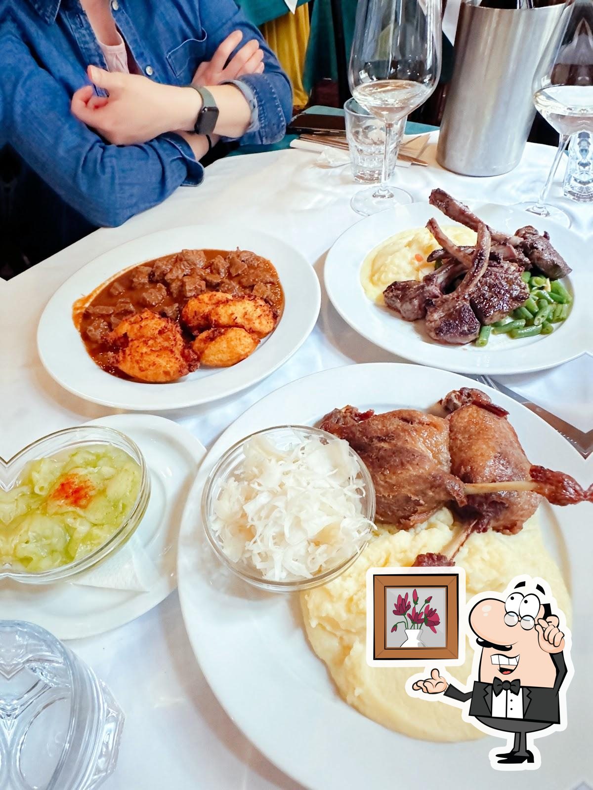Café Kör, Budapest - Restaurant menu, prices and reviews