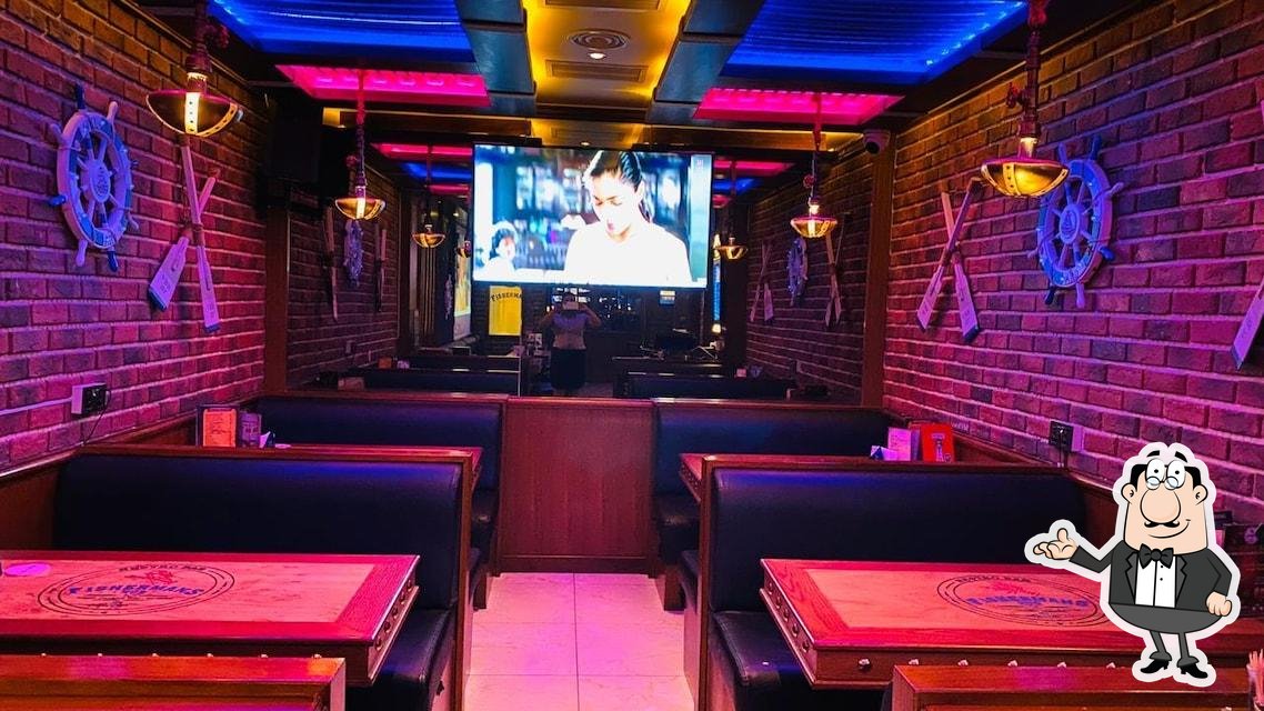 Fisherman's Hub - Arabian Courtyard Hotel pub & bar, Dubai - Restaurant ...