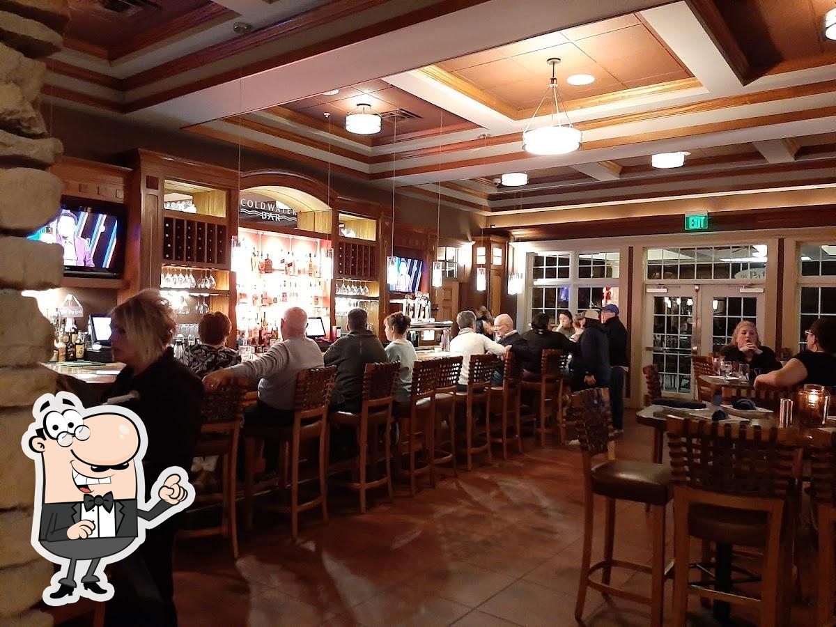 Blue Pointe Grille in Watkins Glen - American restaurant menu and reviews