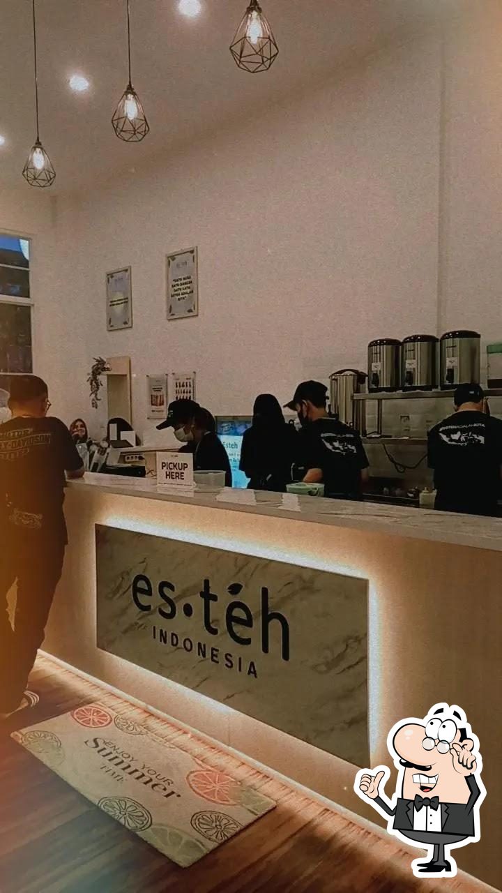 EsTeh Indonesia Summarecon, Bandung - Restaurant reviews