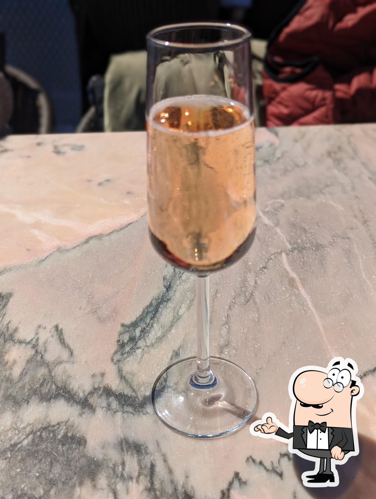 Layla's Rooftop Restaurant, Dublin - Restaurant menu, prices and reviews