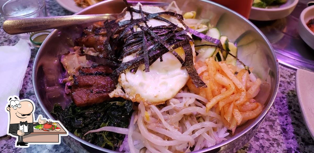 Star BBQ, 1209 Savoy Plaza Ln in Savoy - Restaurant menu and reviews