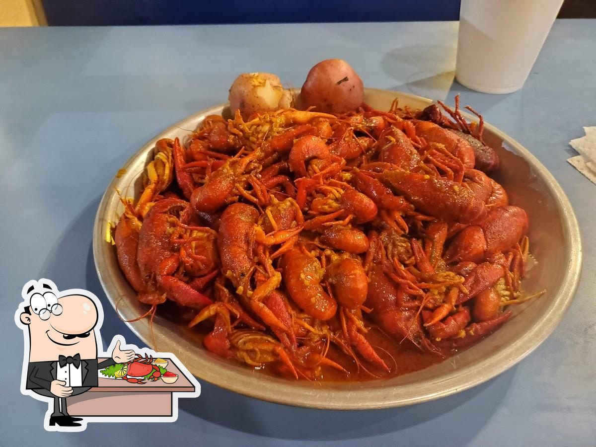 Fannett Seafood, 18746 FM 365 in Beaumont - Restaurant menu and reviews