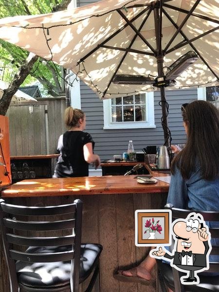 The Tree Bar in Nantucket - Restaurant reviews