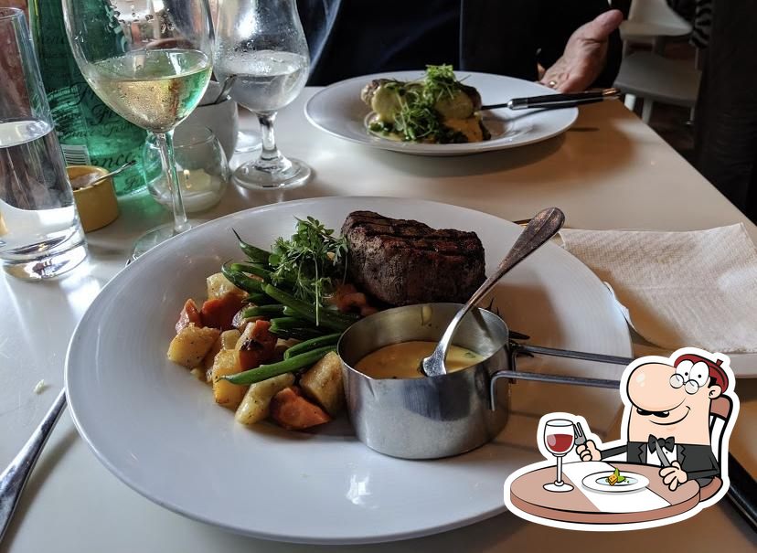 L'Albatros in Cleveland - Restaurant menu and reviews