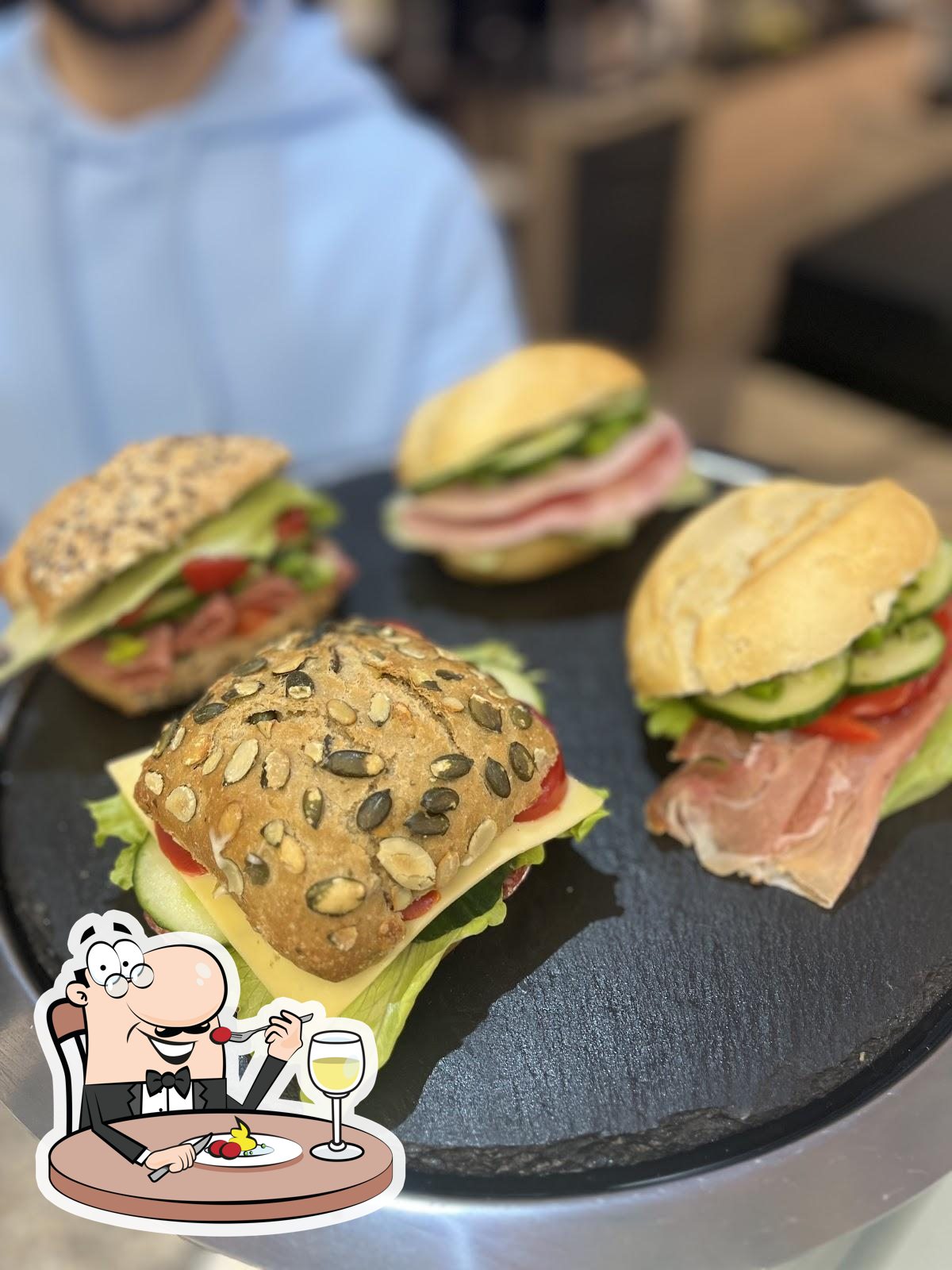 BubbleMe Gotha Breakfast Bubble Tea & Waffle cafe, Gotha - Restaurant ...
