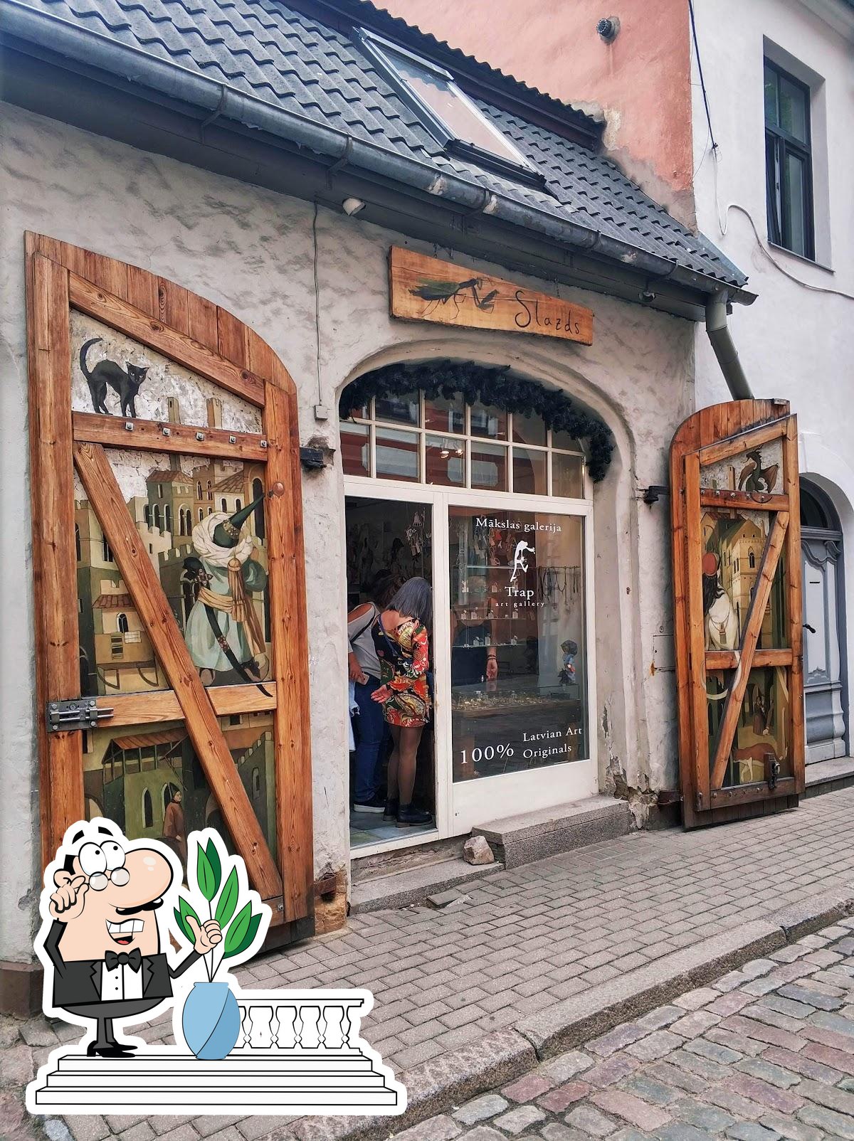 Rozengrāls (Vinarium civitatis rigensis) restaurant, Riga, Rozena iela ...