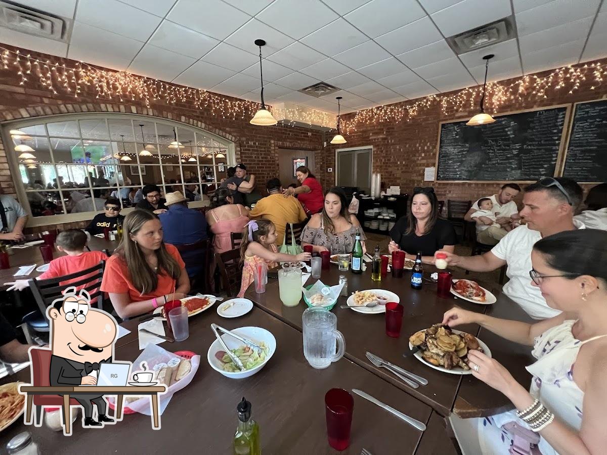 Tufano's Vernon Park Tap, Chicago - Restaurant menu, prices and reviews