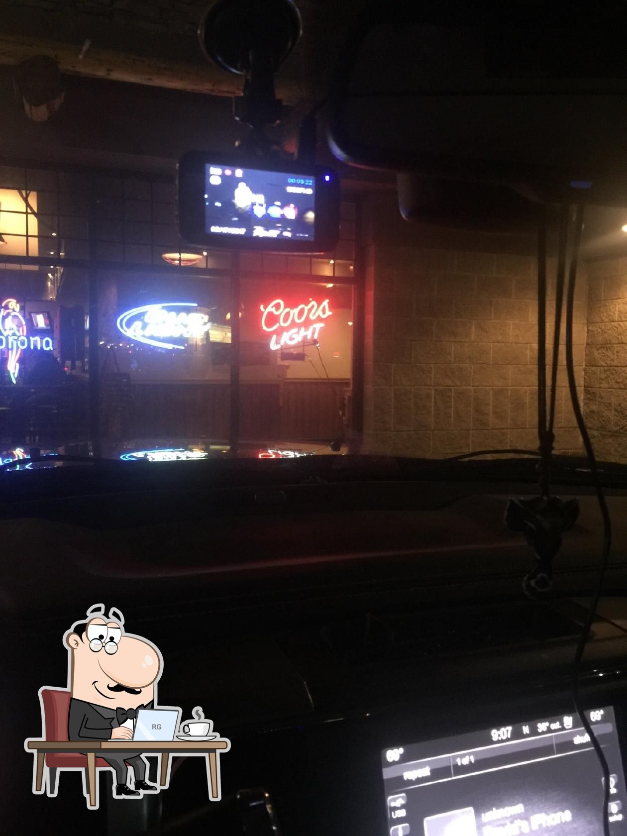 MacKenzie River Pizza Co., Helena - Restaurant menu, prices and reviews
