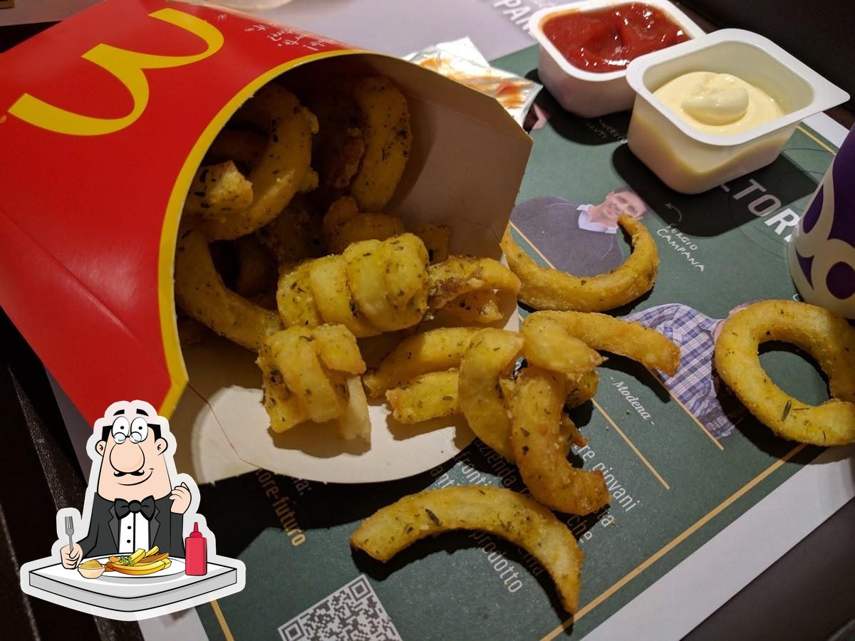 McDonald's Milano Duomo fast food, Milan, Passaggio Duomo - Restaurant ...