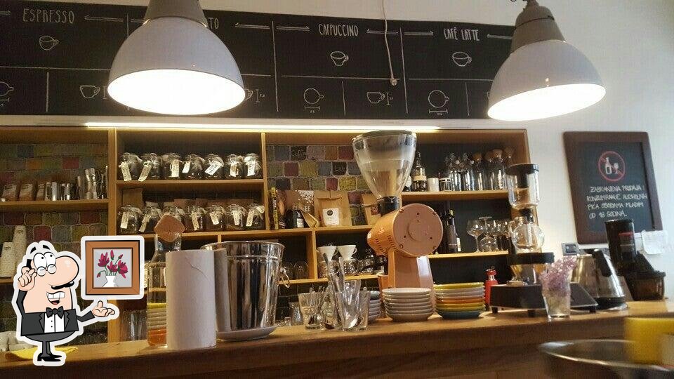 Express Bar, Zagreb - Restaurant reviews