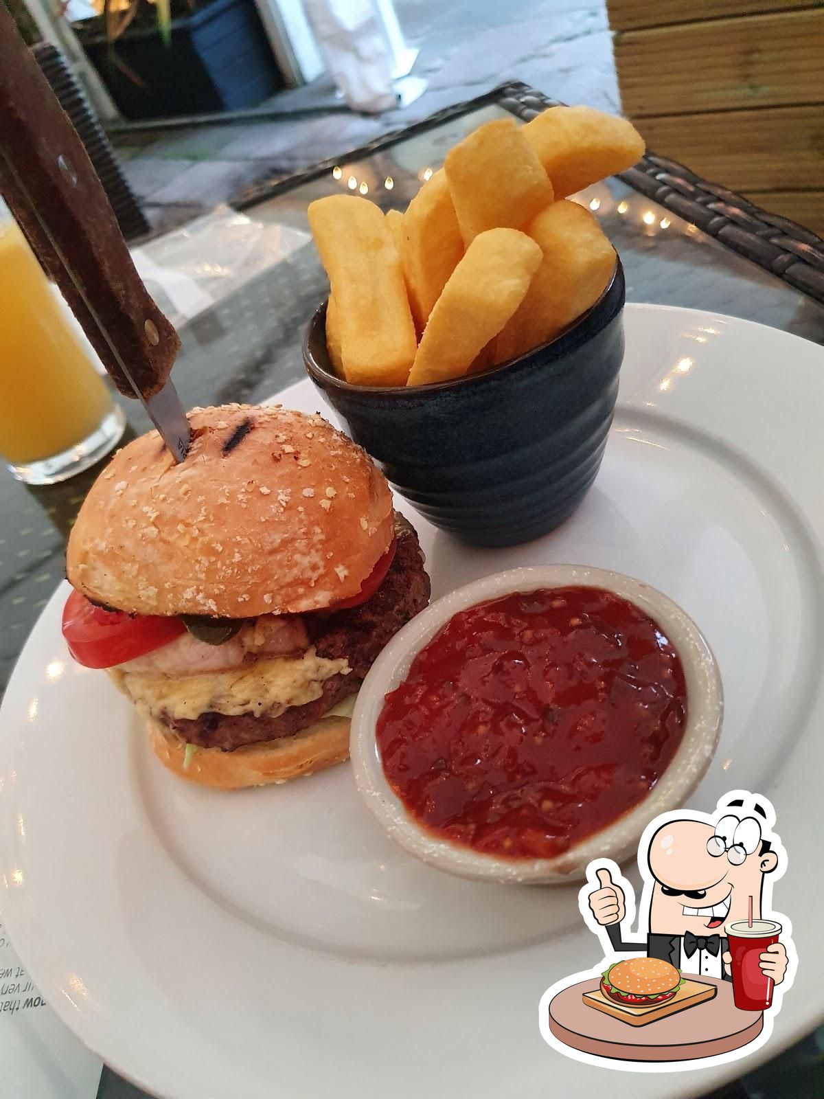 The Chequers, Park Rd in Westoning - Restaurant reviews