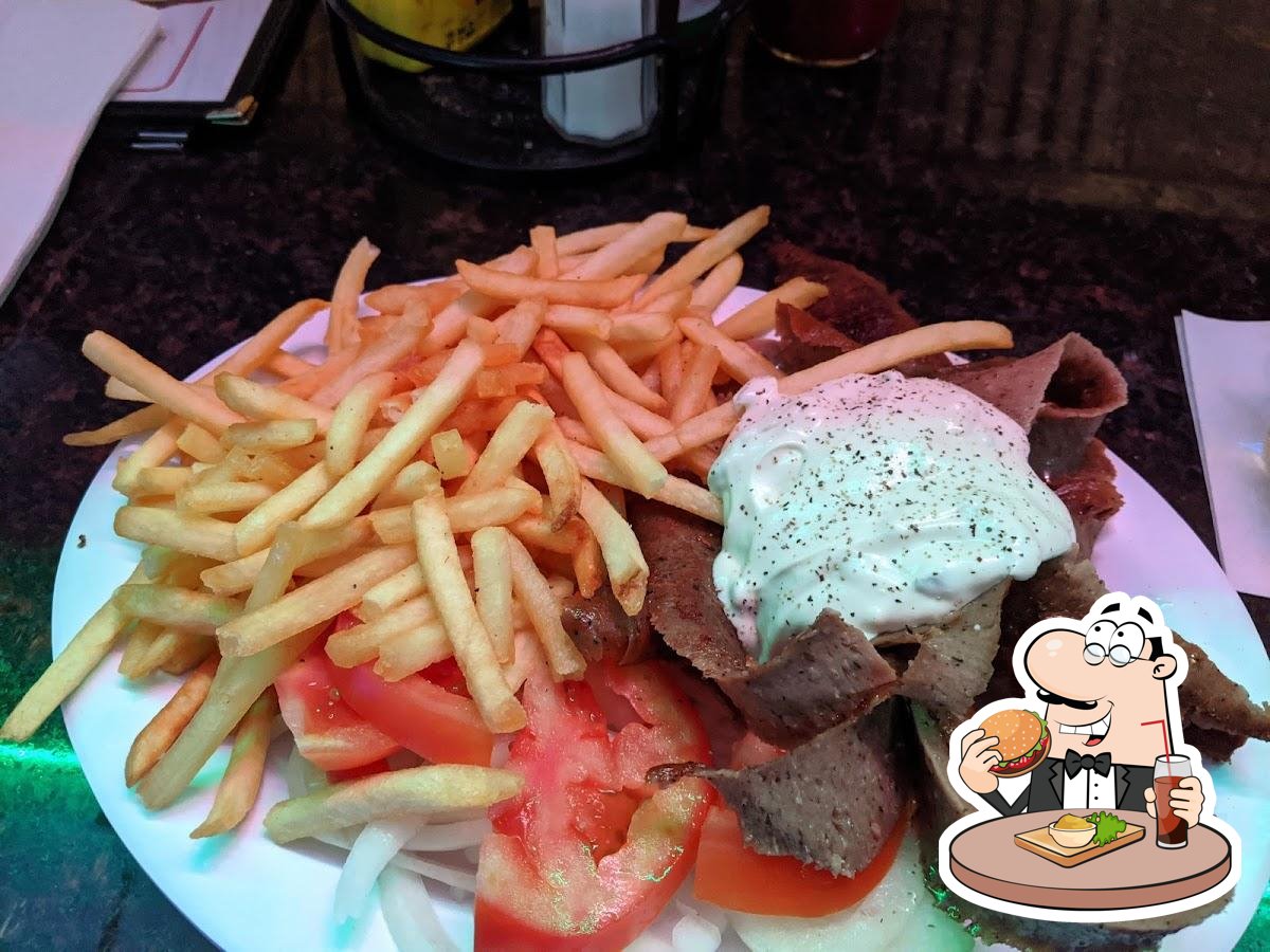Snickers Bar & Grill in Chicago - Restaurant menu and reviews