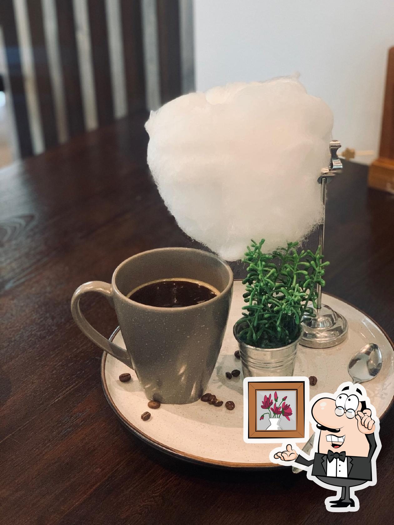 Chom Cafe and Restaurant, Mae Hia - Restaurant menu, prices and reviews