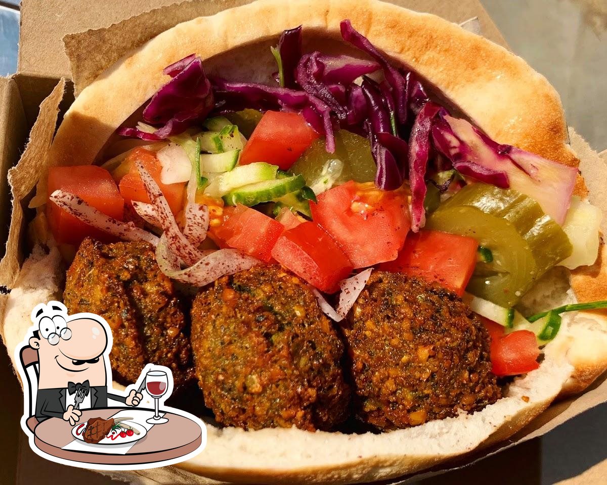 Mr Falafel, 119 Brent St in London - Restaurant reviews