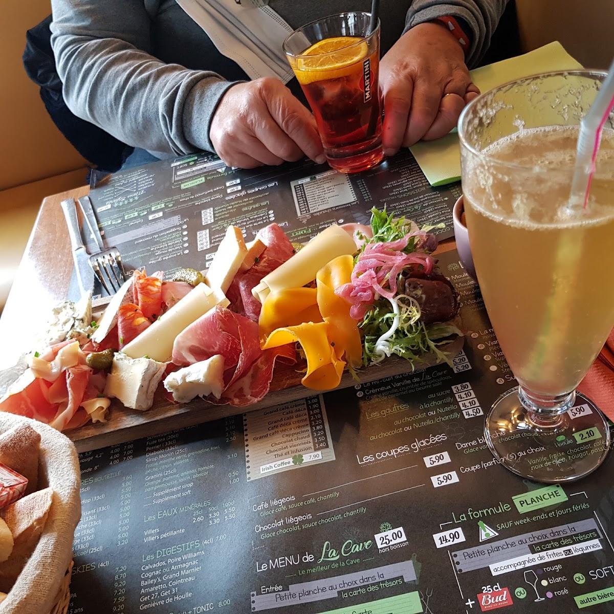 Menu at La Cave du Fort restaurant, Ambleteuse
