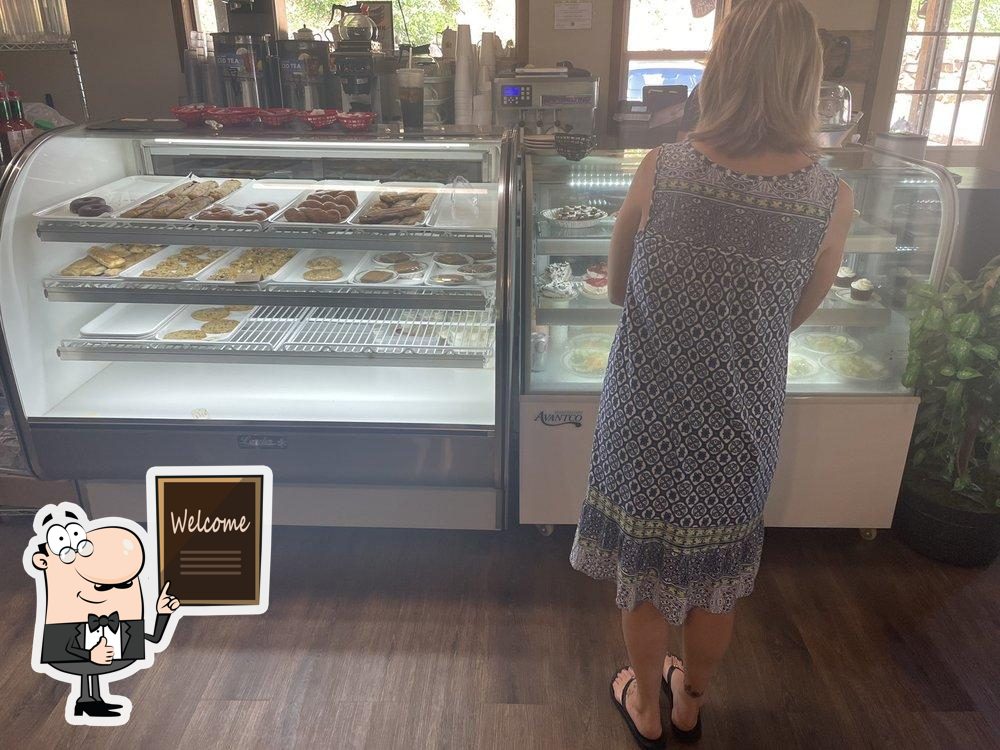 Red River Cafe in Leslie - Restaurant menu and reviews
