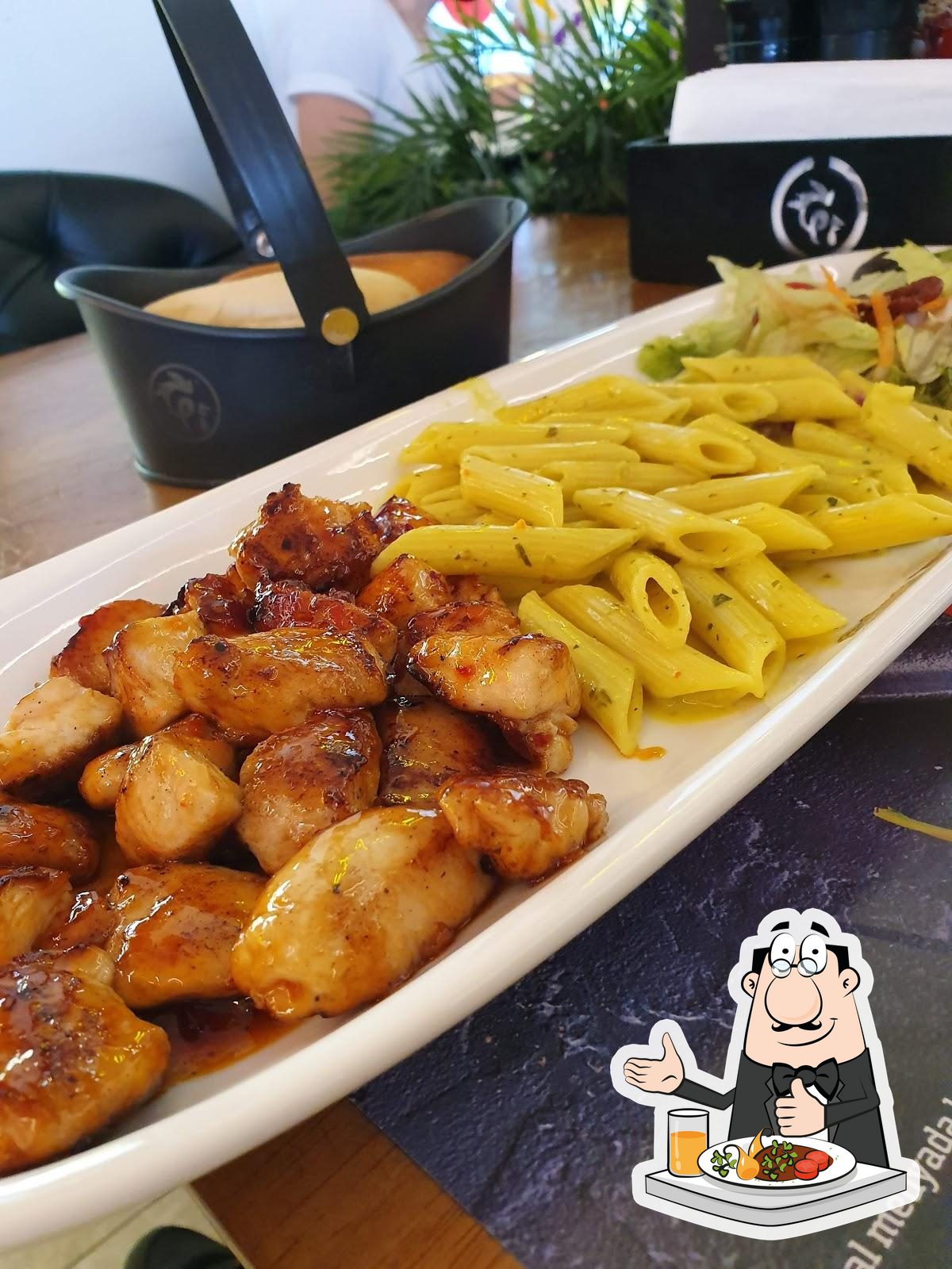 Tavuk Dünyası, Istanbul, Çeçen Sok. No:25 - Restaurant menu and reviews