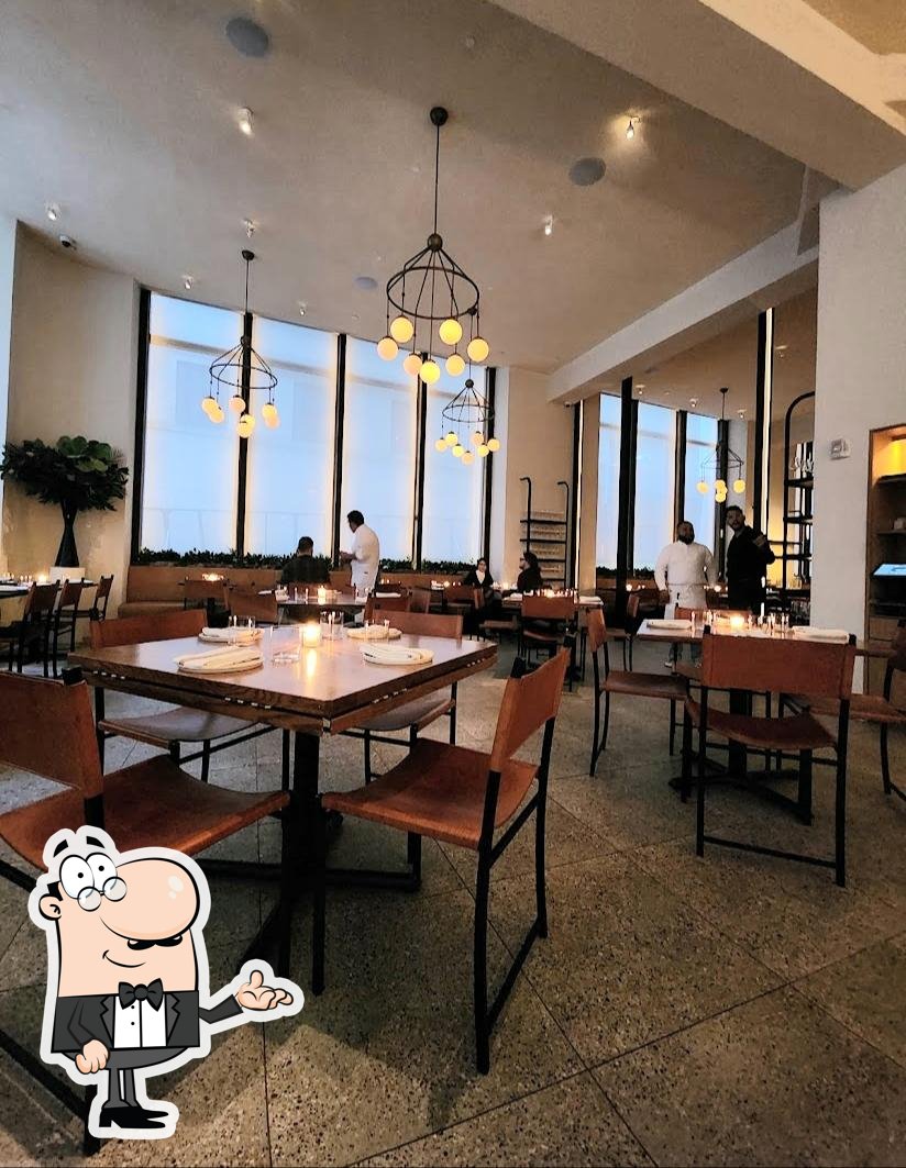 Crown Shy, New York City - Restaurant menu, prices and reviews