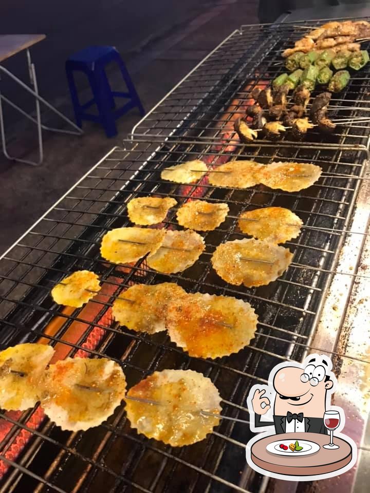 Sa Dian Jiao Restaurant, Chiang Mai, QX92+7PJ - Opiniones del restaurante
