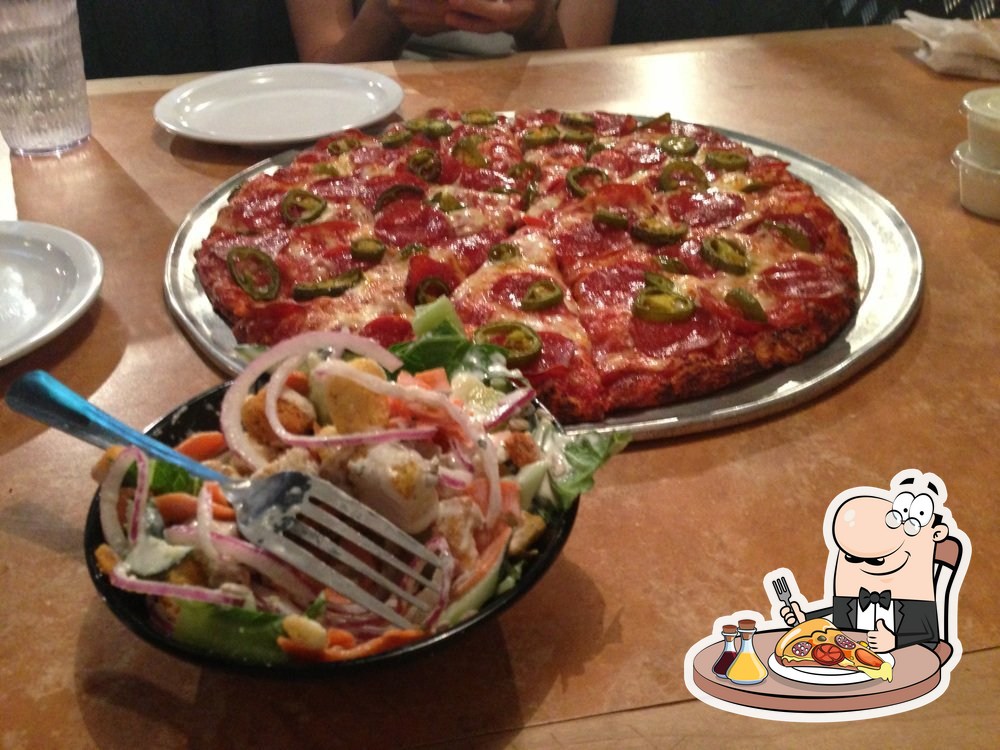 Toppers Pizza, 2100 Saviers Rd in Oxnard - Restaurant reviews