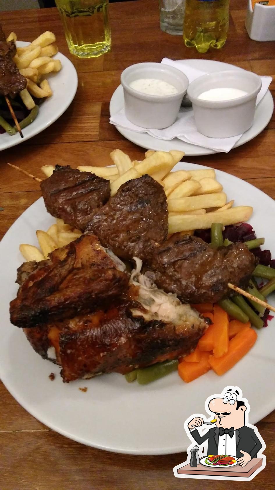 Pardos Chicken Surco restaurant, Lima, Av. El Golf Los Incas 498 ...