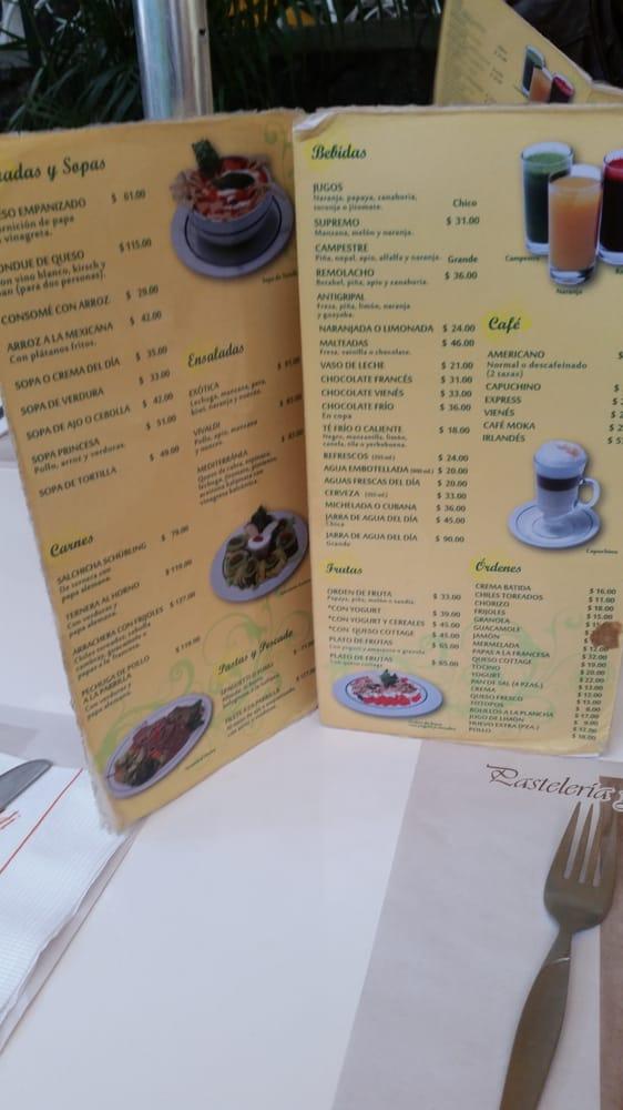 Menu at Vivaldi cafeteria, Cuernavaca, Calle Pericon 102