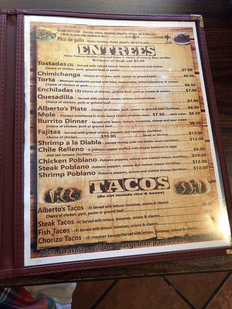 Menu at La Casa de Alberto pub & bar, Milwaukee