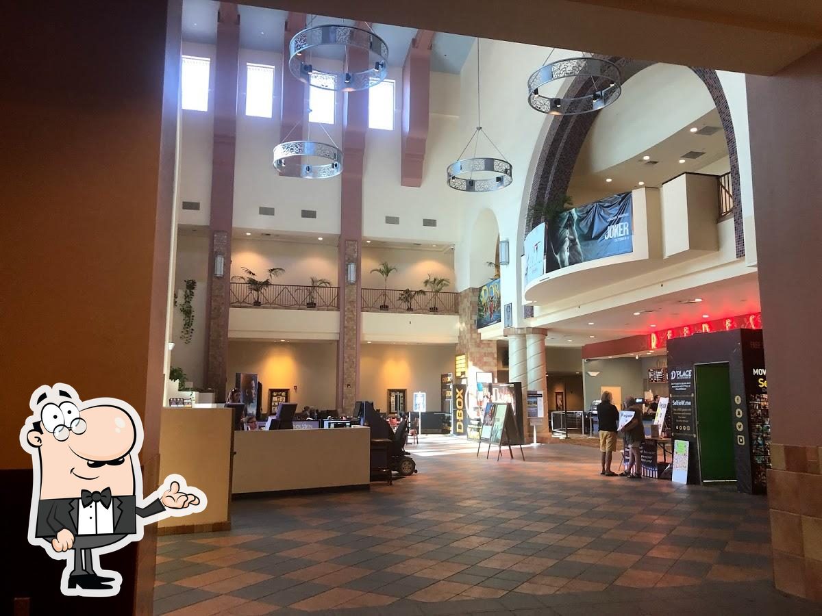 Mary Pickford is D'Place in Cathedral City - Restaurant reviews