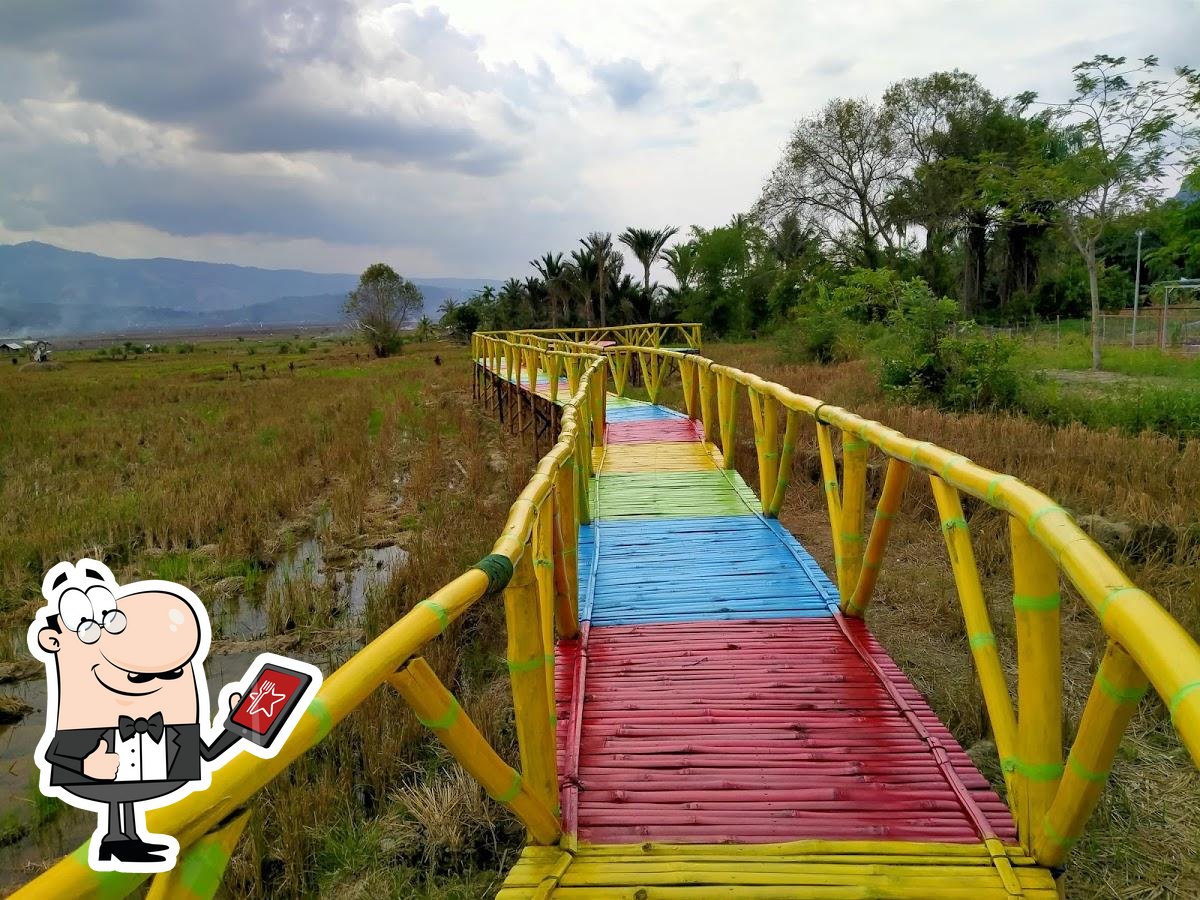 Café Kolam pancing wisata keluarga, Indonesia - Opiniones del restaurante