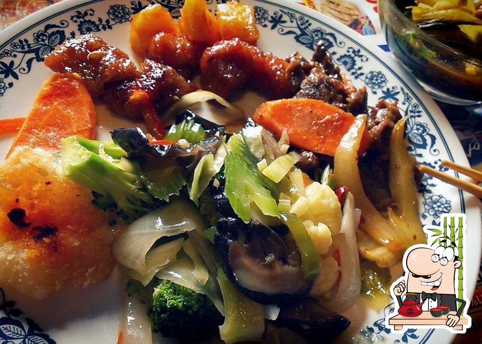 Beijing House Restaurant in Campbell River - Restaurant menu and reviews