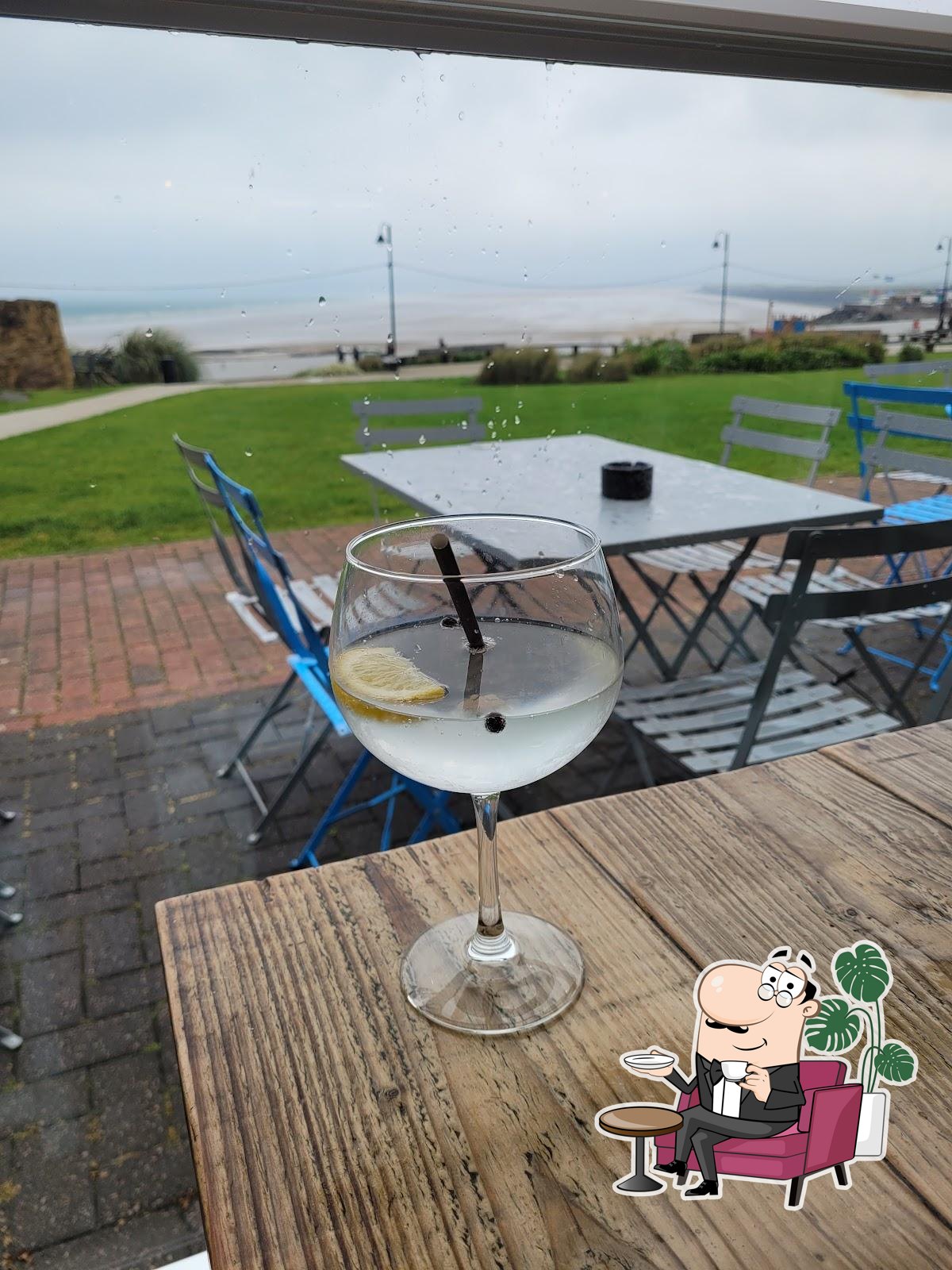 The Guillemot Bar, Bideford - Restaurant menu, prices and reviews