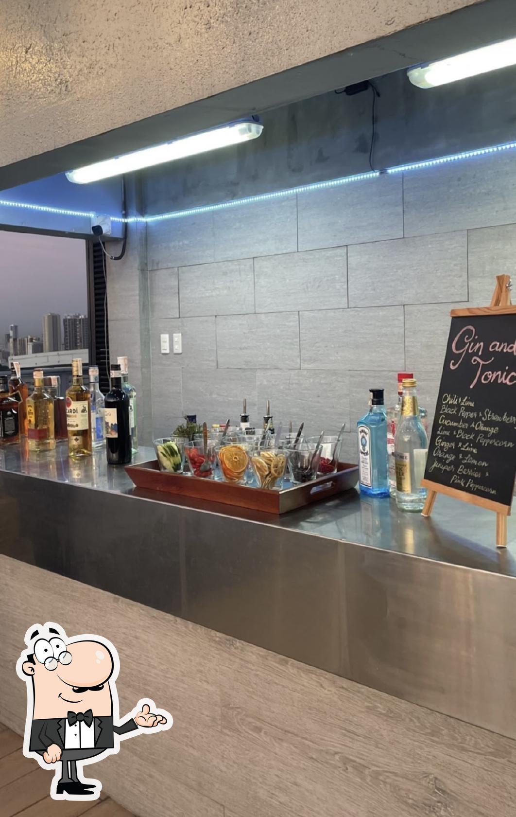 Encaramada Rooftop Bar, Pasay - Restaurant menu, prices and reviews