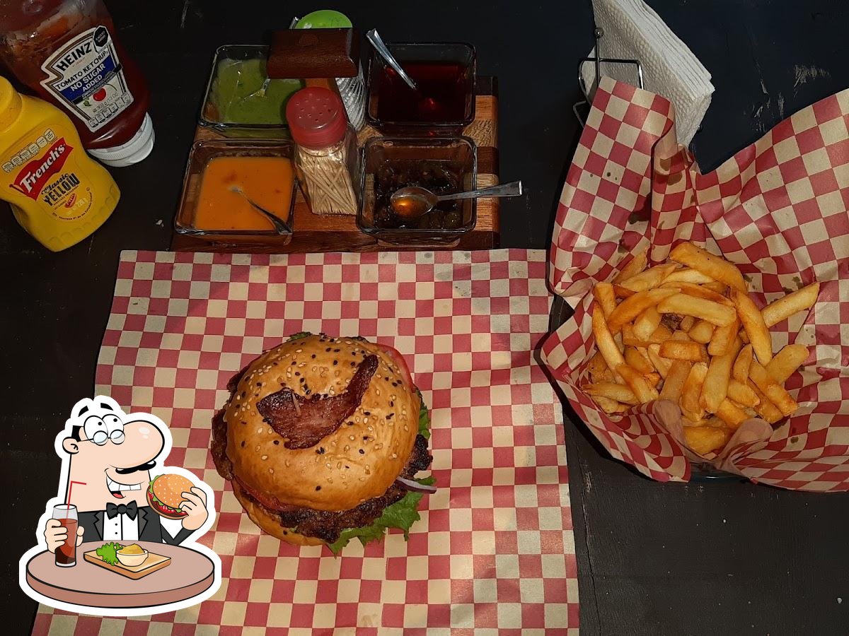 Hamburguesas Madre Mía restaurant, Uruapan - Restaurant reviews