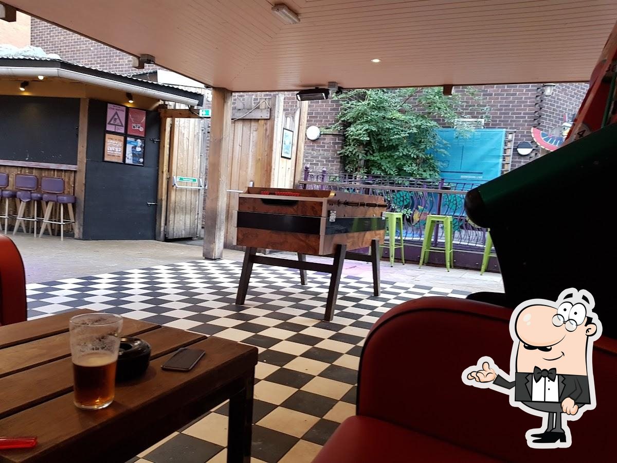 The Purple Turtle, Reading - Restaurant menu, prices and reviews