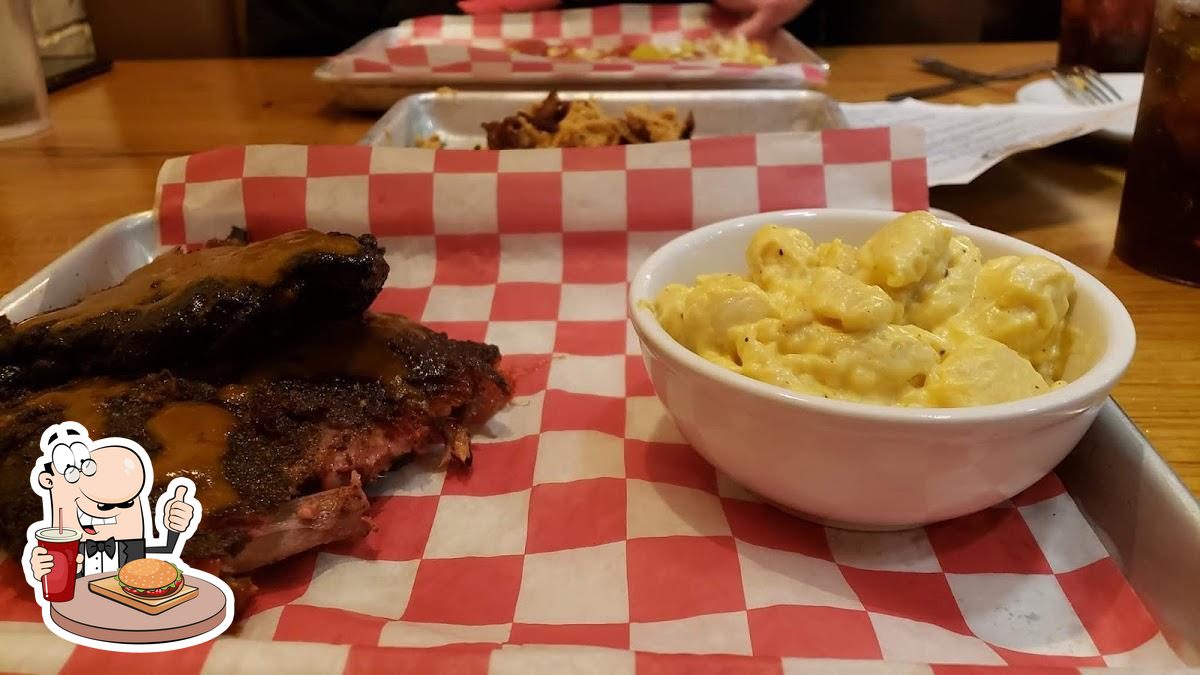 Moontown Brewing Company in Whitestown - Restaurant menu and reviews