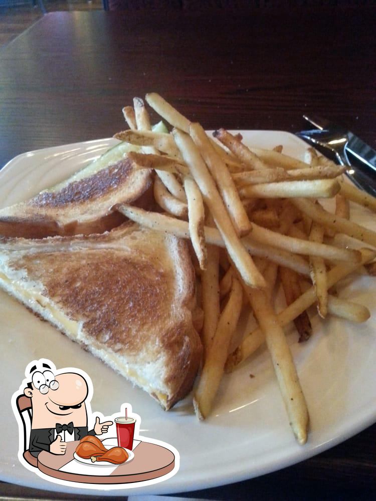 Capitol Bistro & Bar in Romulus - Restaurant menu and reviews