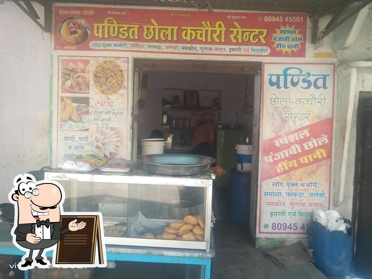 Pandit Chola Kachori Centre, Bari Sadri - Restaurant reviews