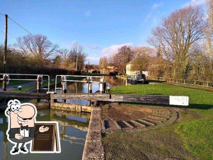 Navigation at Stoke Bruerne in Stoke Bruerne - Restaurant menu and reviews