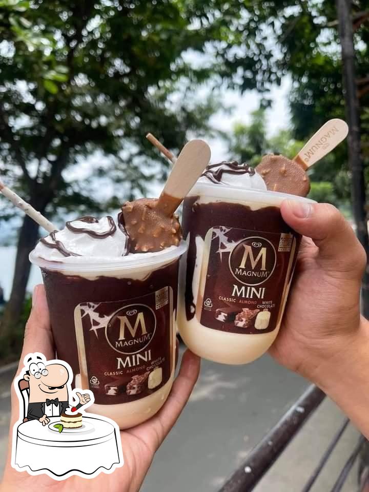 Golden milk tea x Garden Hub & Coffee Shop Iloilo, Oton