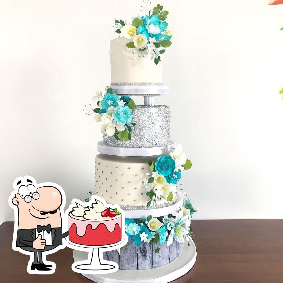 Sugar Blooms and Cakes Inc., Winnipeg - Restaurant menu, prices and reviews