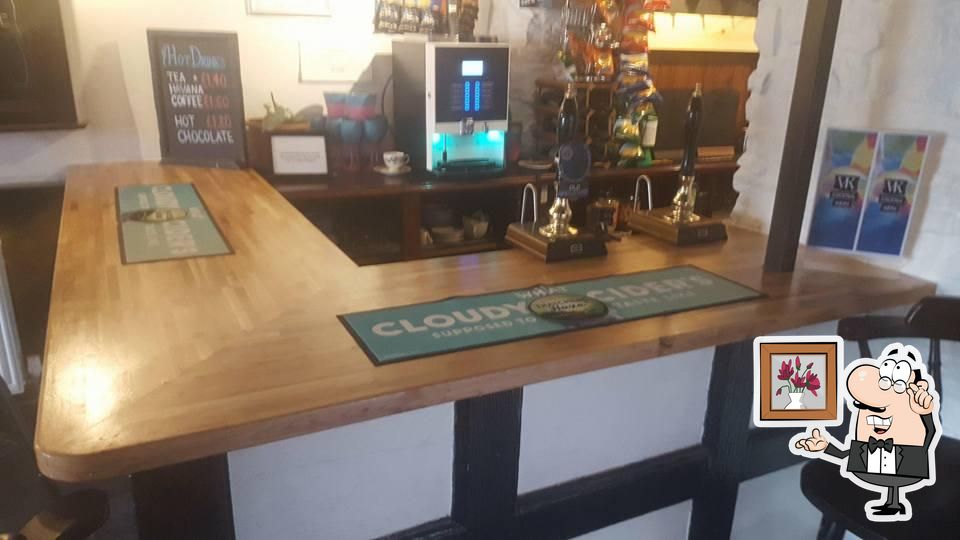 Golden Lion Tap, Barnstaple - Restaurant menu, prices and reviews