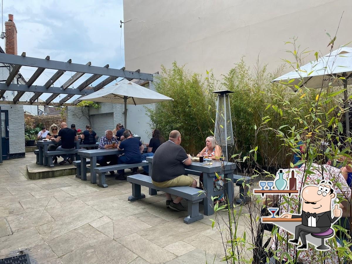 The Moghul Rooms, Towcester - Restaurant menu, prices and reviews