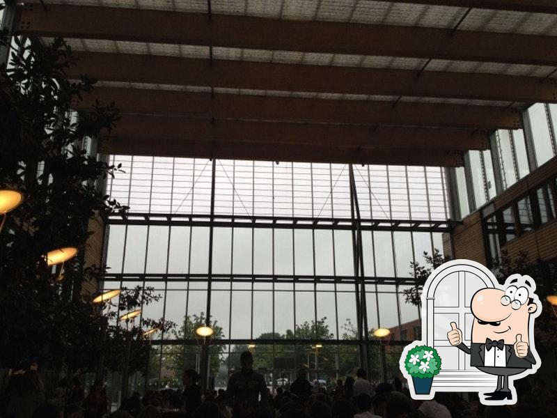 The Atrium, Jubilee Campus, Wollaton Rd in Nottingham - Restaurant reviews