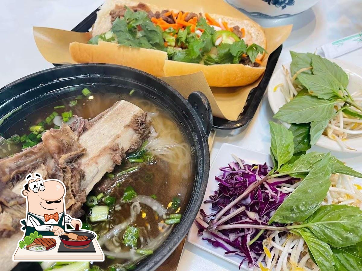 Sip Pho in Austin - Restaurant menu and reviews