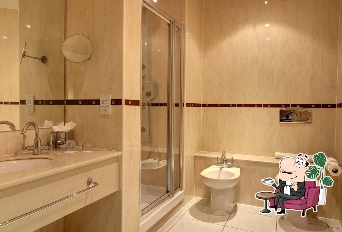 Mercure Cardiff Holland House Hotel & Spa in Cardiff - Restaurant reviews