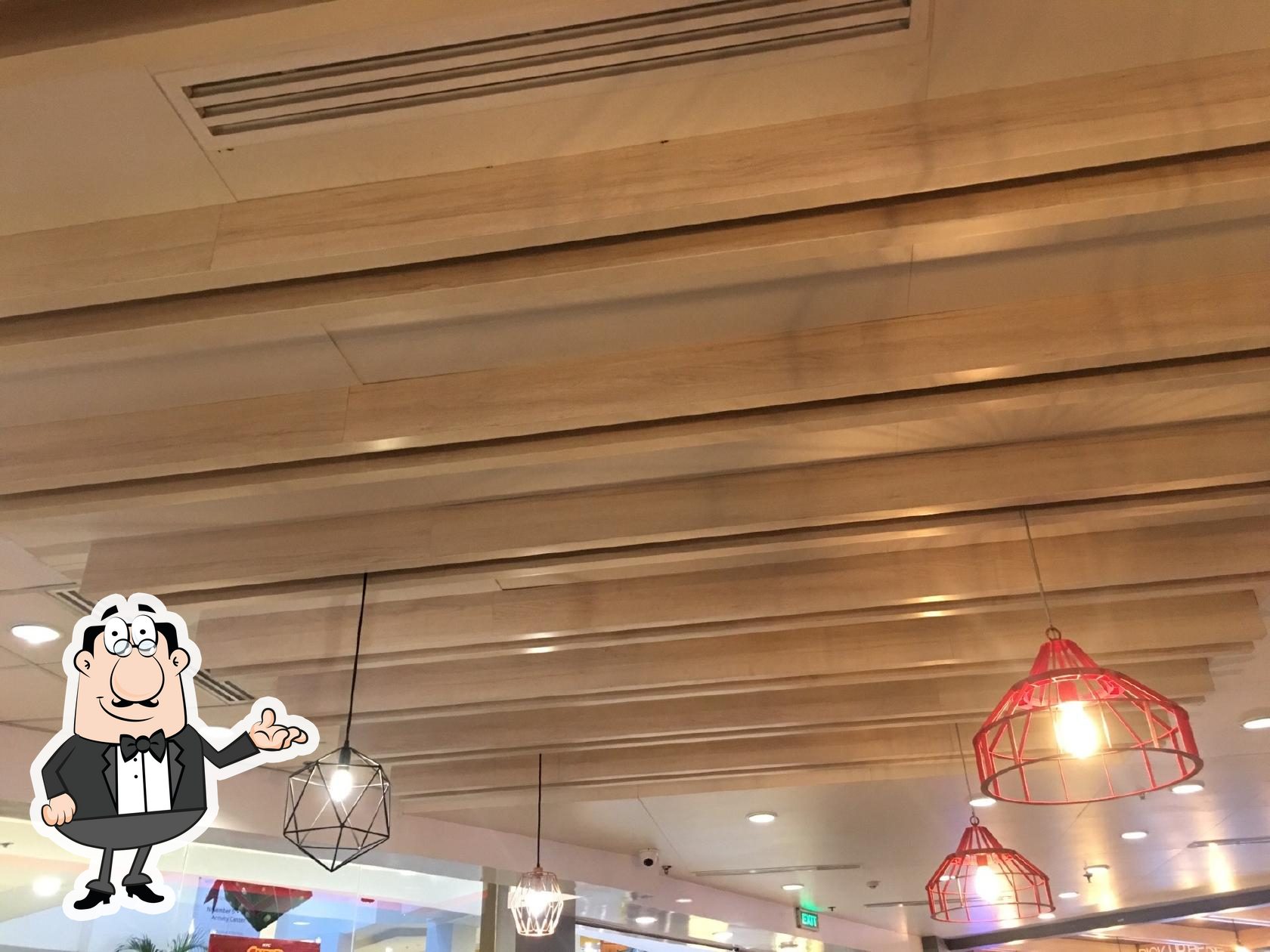 KFC restaurant, Quezon City, Ground Flr, TriNoma Mall, at Epifanio ...